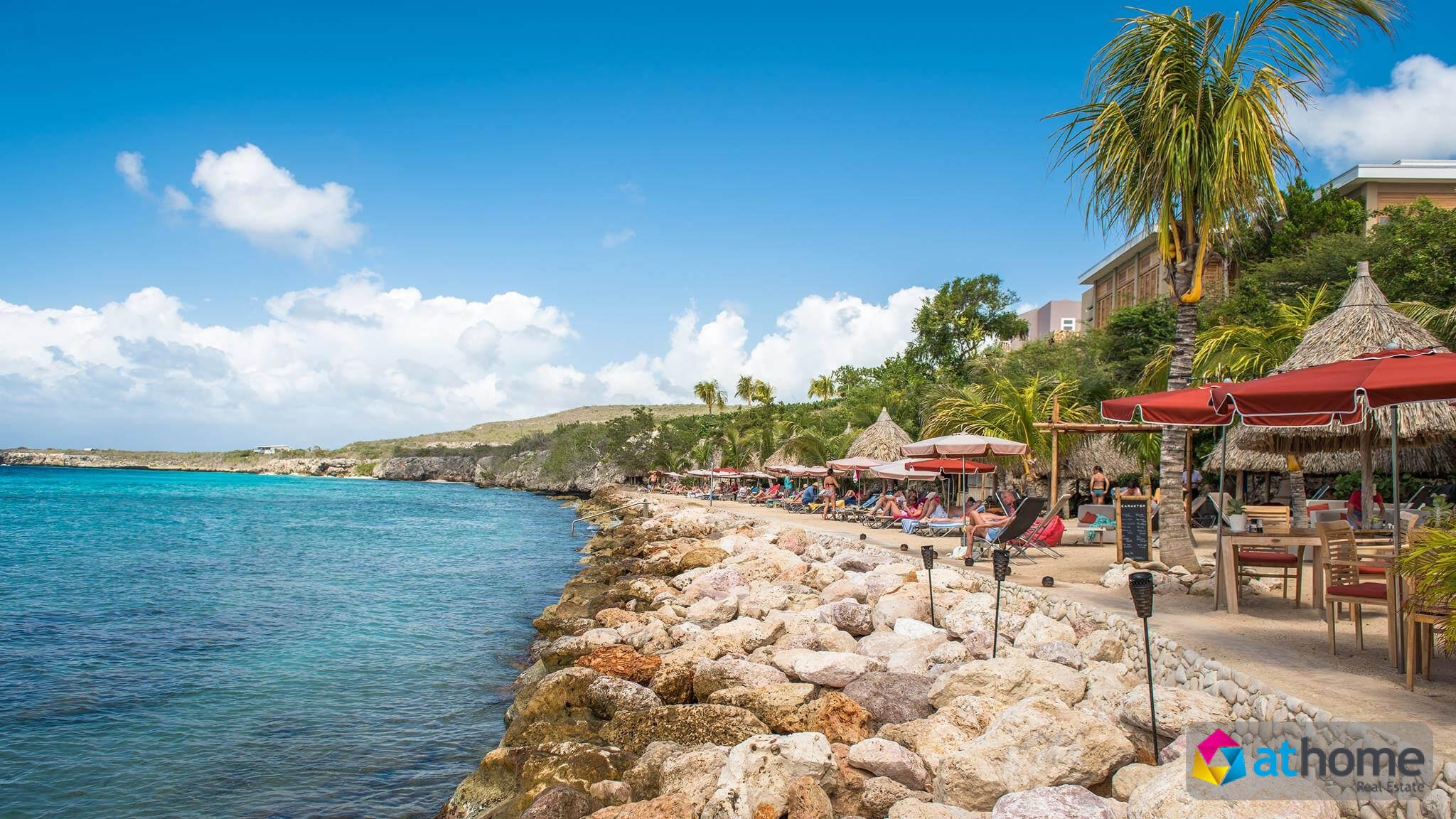 Luxury Villa with Panoramic Sea View For Rent on Coral Estate - Athome ...